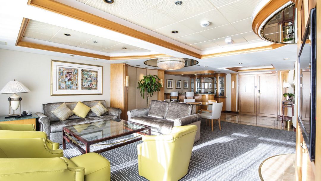 World of Cruising | Marella Discovery 2