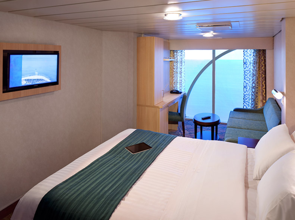 Vision of the Seas - Southampton Cruise Centre