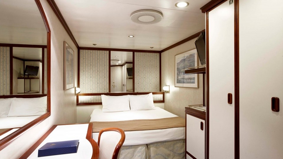 Ambassador Cruise Line Ambience Premium Superior Twin 3.jpg