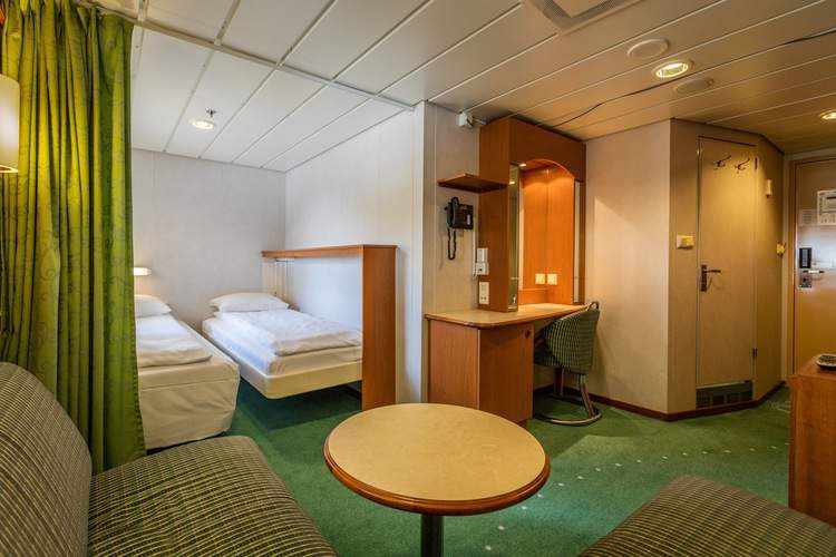 Cruise | MS Midnatsol | Trailfinders Ireland
