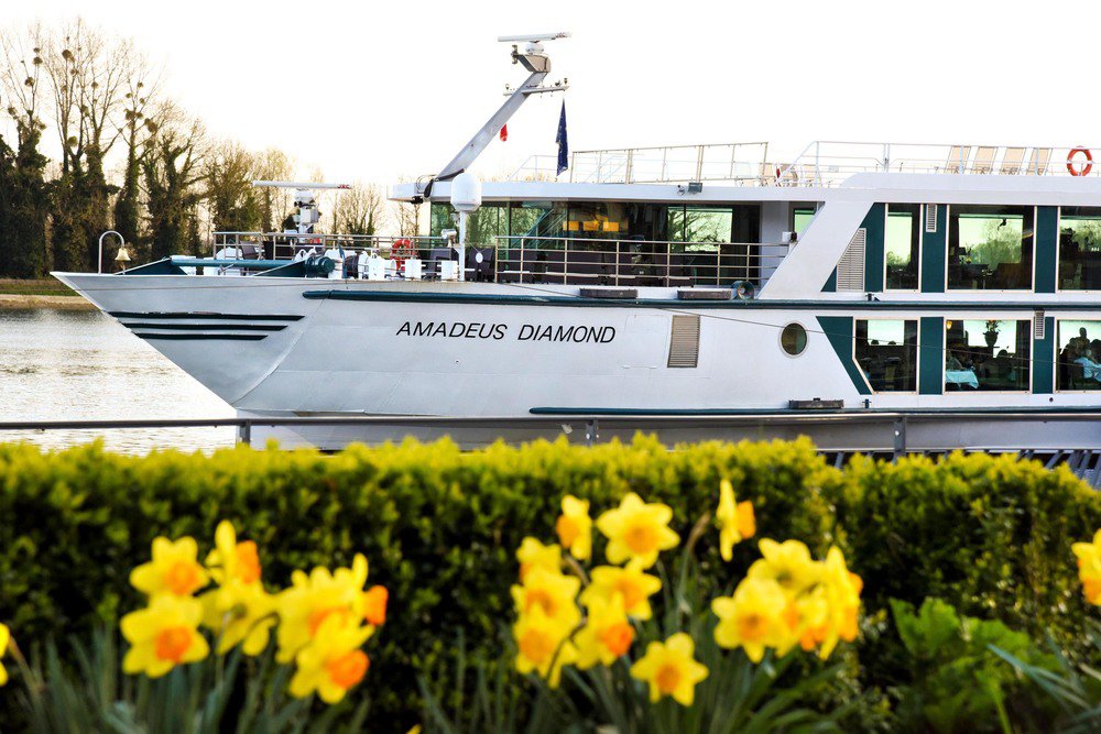 Amadeus Lueftner River Cruises in France 2023/24 | French Waterways