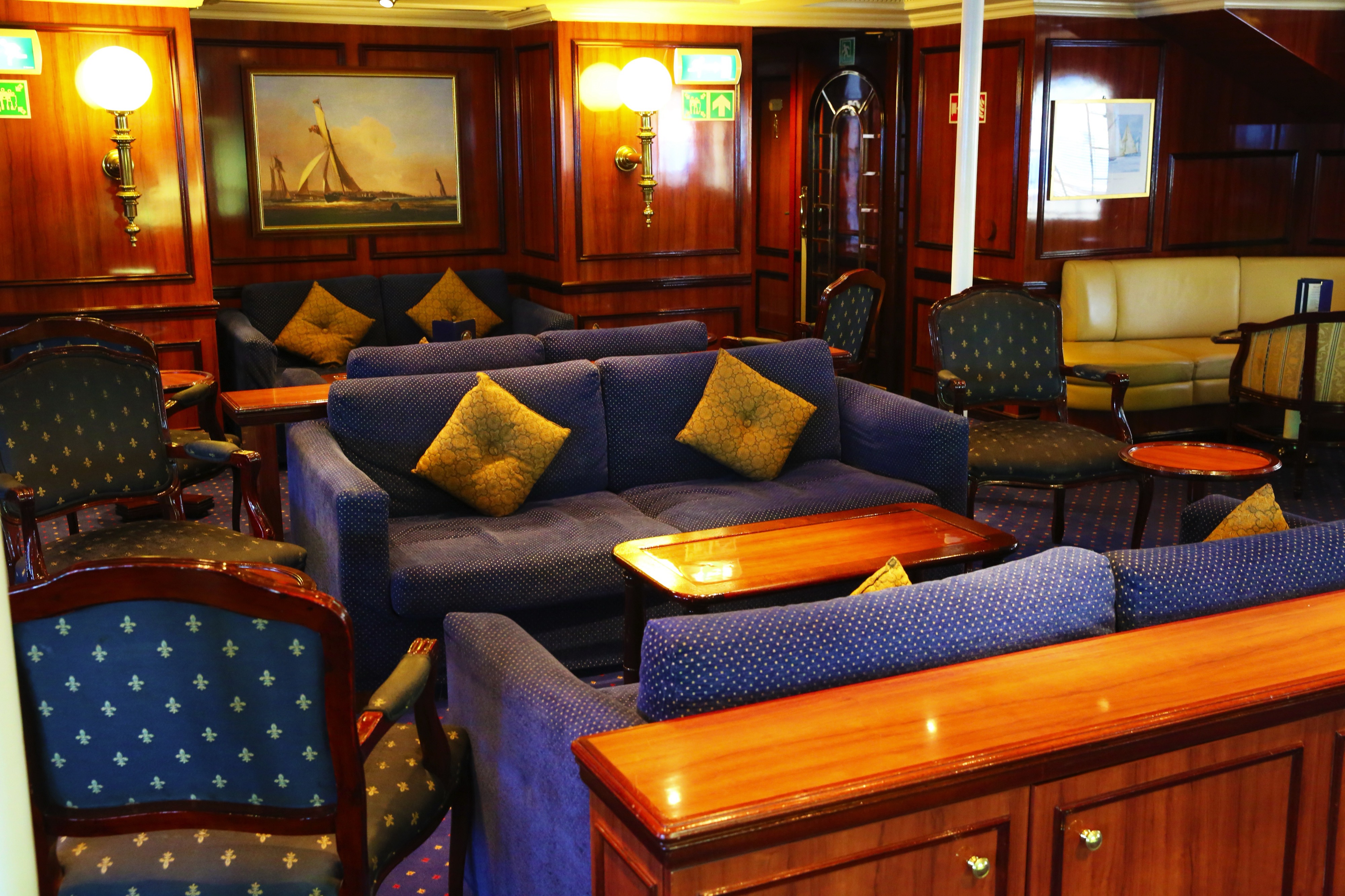 Royal Clipper | Hays Cruise