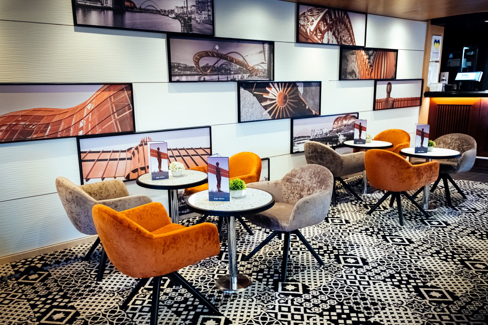 Ambassador Cruises | Ambassador Cruise Line | Cruise118.com