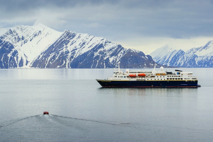 Panache Cruises - Cruise Ship
