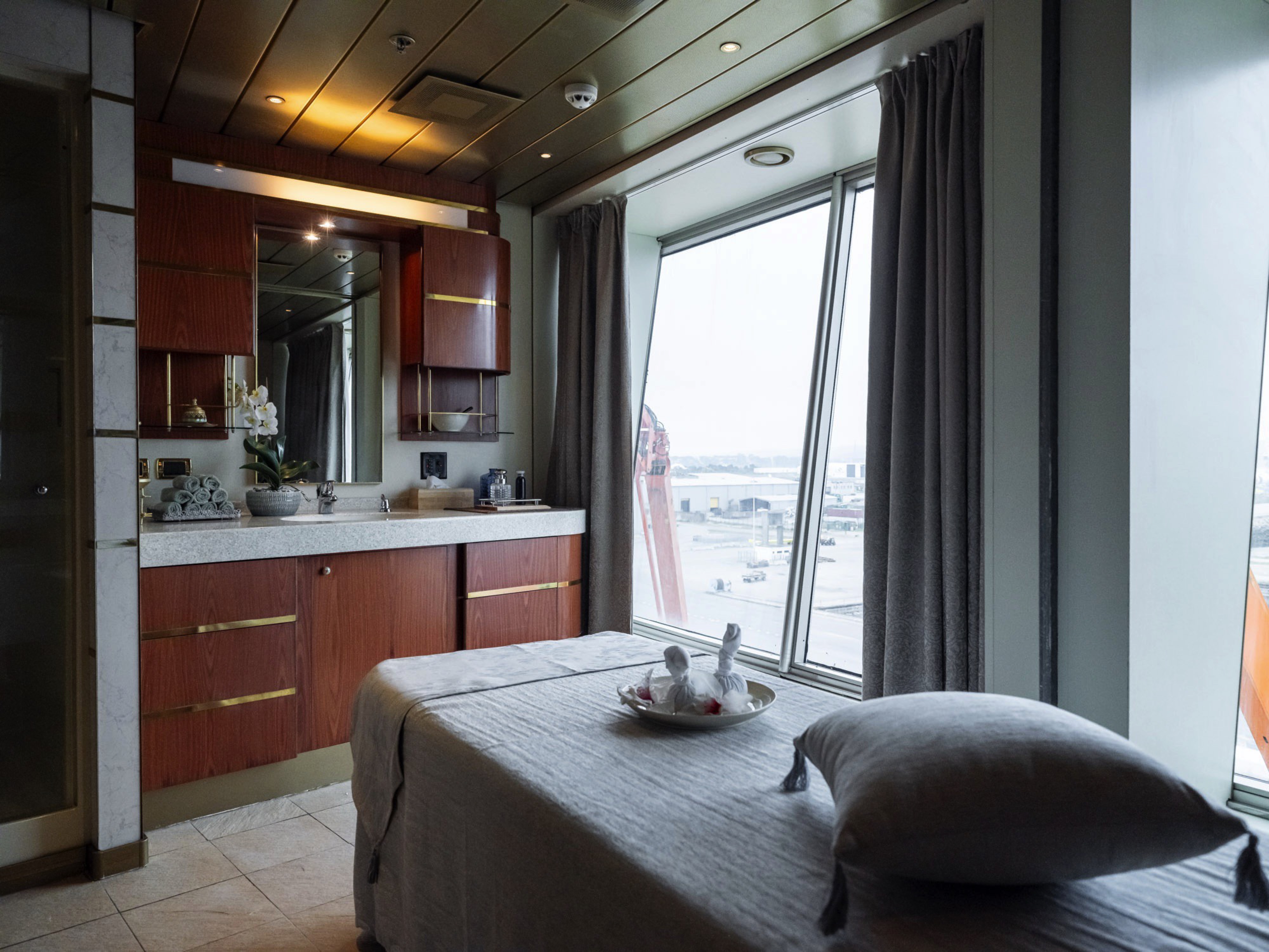 Renaissance | Hays Cruise