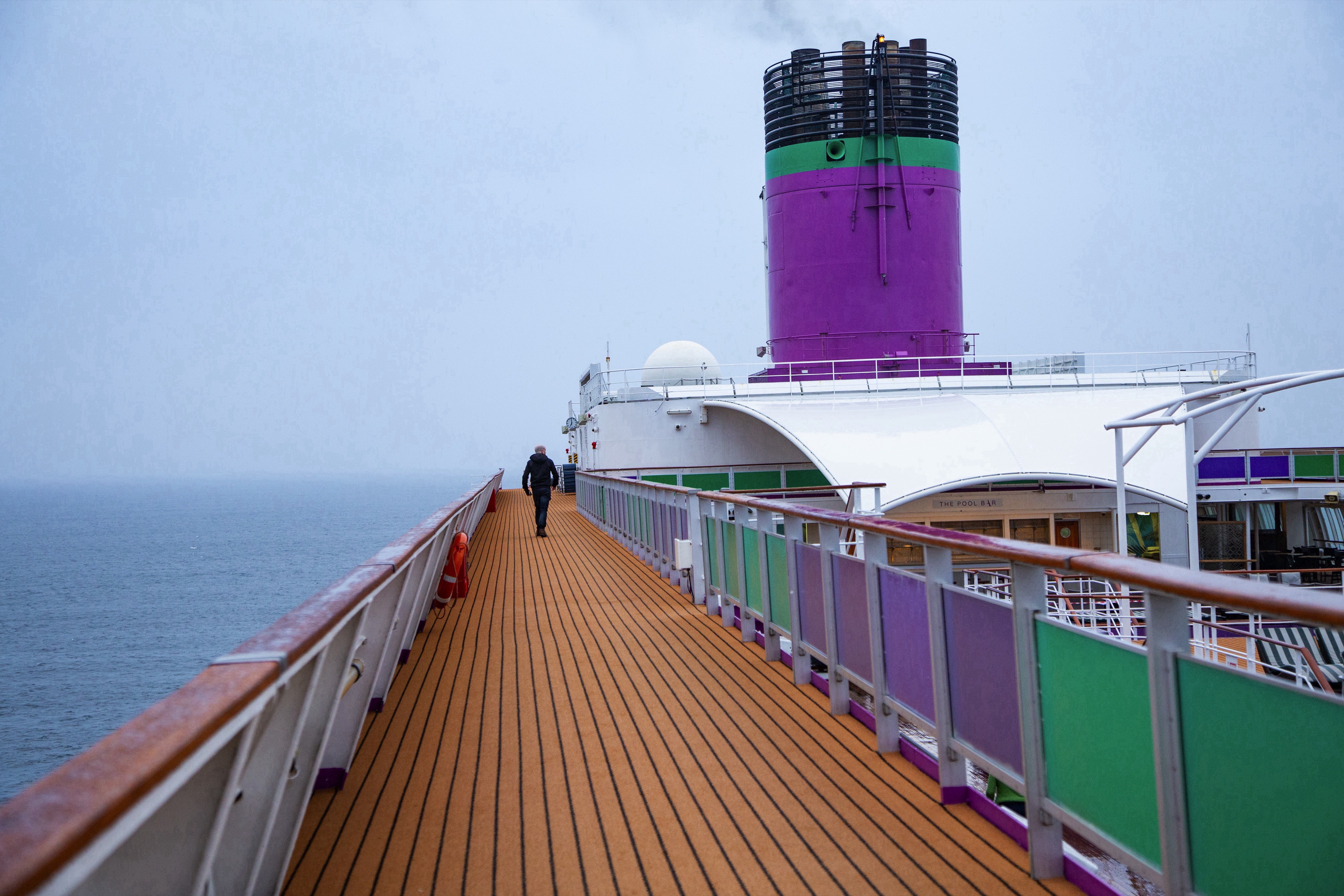 Ambassador Cruises | Ambassador Cruise Line | Cruise118.com